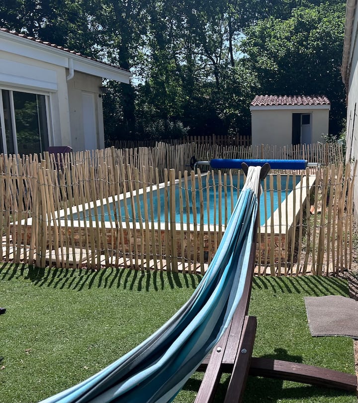 Maison Au Calme Avec Piscine En Lisière De Forêt - Le Haillan