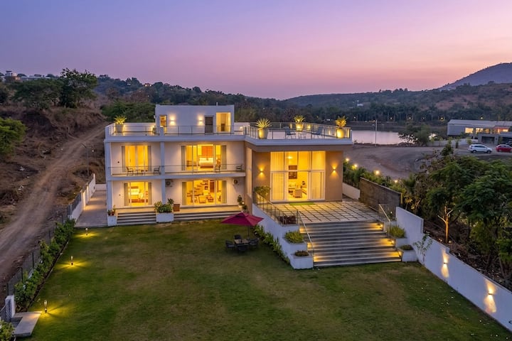 Stayvista At Vayu Farm W/ Bbq & Bonfire - Nashik