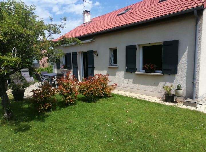 Maison De Plain Pied Avec Deux Chambres - Aurillac