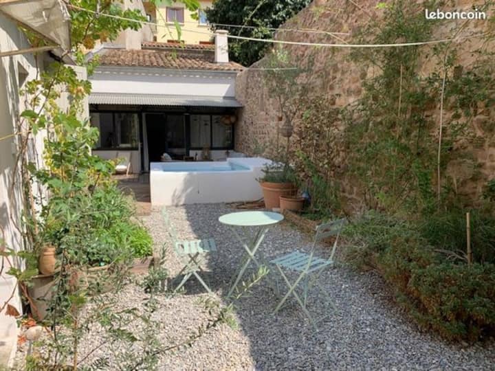 Charmant T2 Avec Piscine - ibis Toulon La Valette