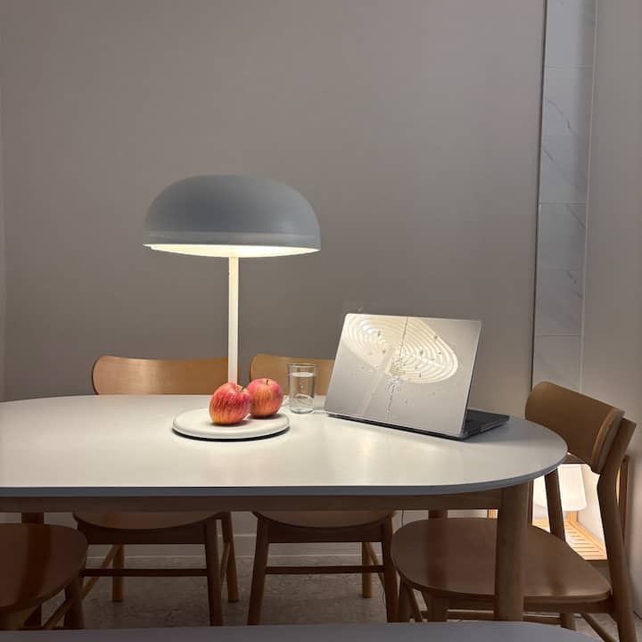 낙성대역 8분ㅣ다인원ㅣ넓은 2룸ㅣ채광 좋은ㅣ푹신한 매트리스ㅣ서울 중심 30분 - Seoul