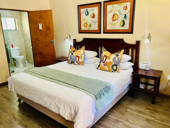 17 On Bird Guest House - Beaufort West