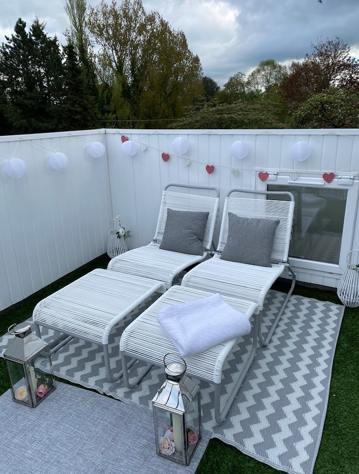 Moss Retreat : Balcony, Patio & Countryside Escape - Nantwich