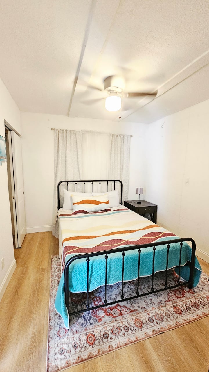 The Cozy Corner At Brandon Florida - Carousel, Brandon