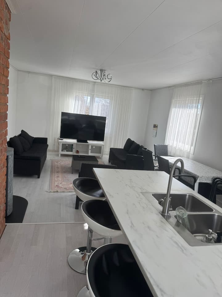 Hus Nära Centrum Borlänge - Borlänge