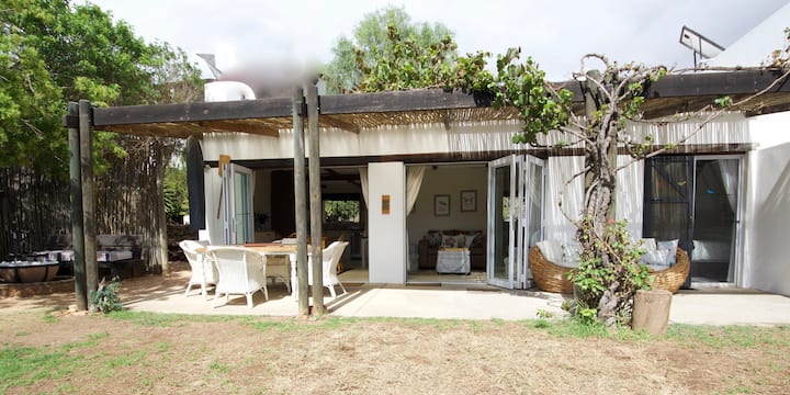 Featherwood Cottage - Malgas