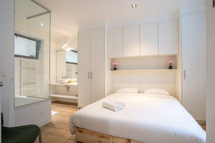 New - The Cosmopolitan Near South Station - *3 - Anderlecht