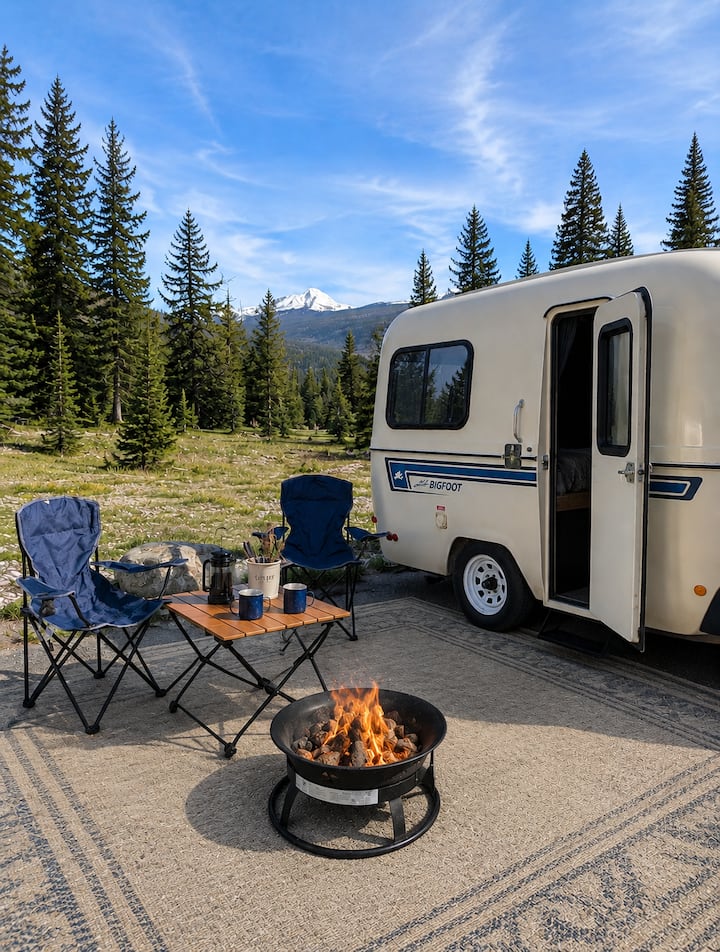 Peas In A Pod Lil Biggy 13.5 Ft Camper - Jasper