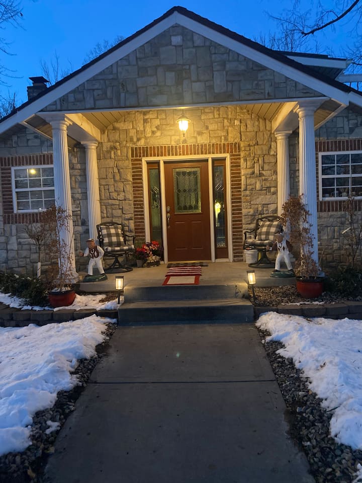 World Cup -8 Minutes From Kc Stadium Luxury Estate - Lee's Summit, MO