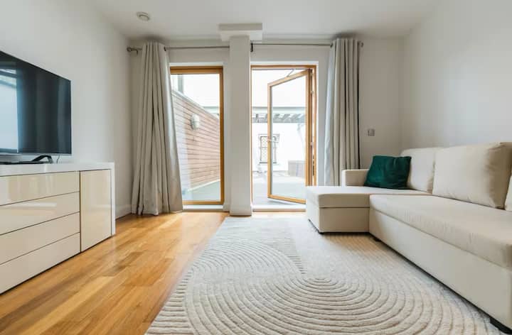 Modern Cardiff City Apartment, The Best Location - Cardiff