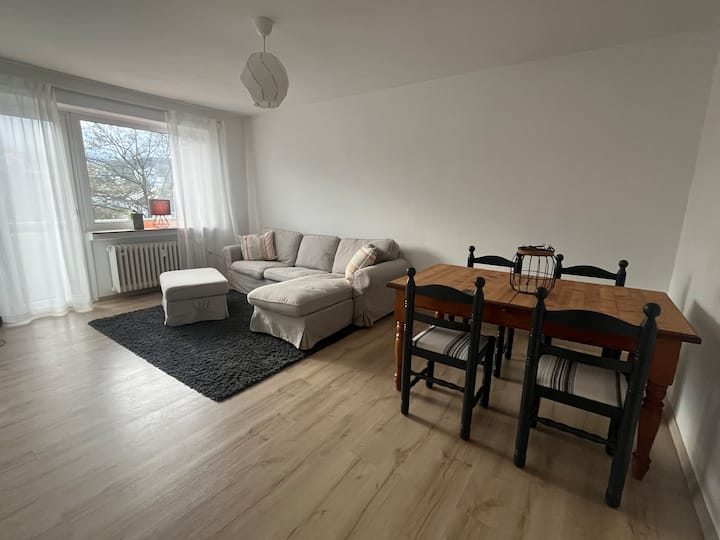 Gemütliche 2-zimmer-wohnung Mit Direkter Anbindung - Oberursel