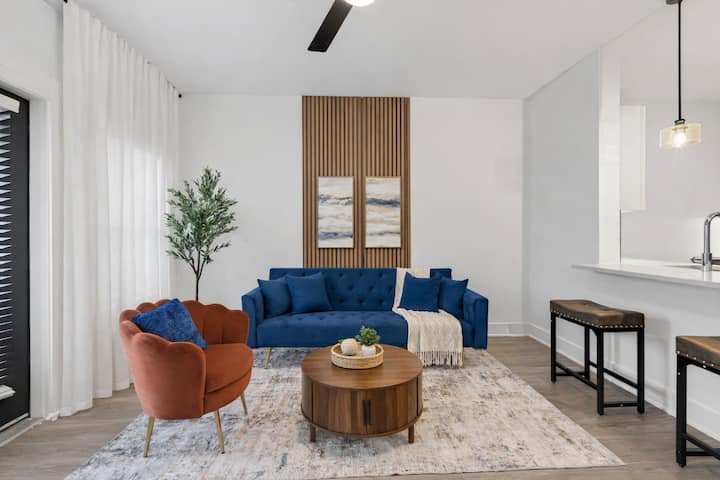 Luxury 1br Retreat | Pool, Gym & Corporate Stay - Frisco, TX