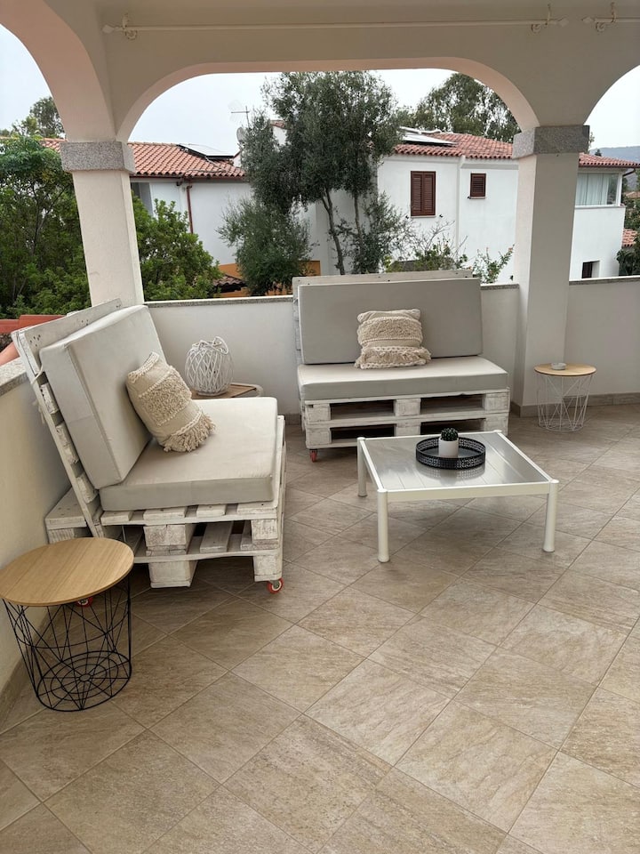 " Centro San Teodoro Con Veranda E Parcheggio". - San Teodoro