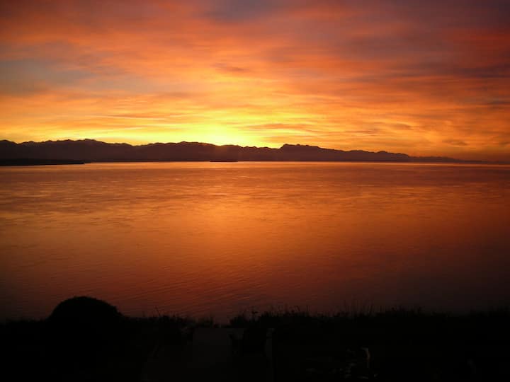 Eagle Aerie-the Best View On Whidbey Island - Coupeville, WA