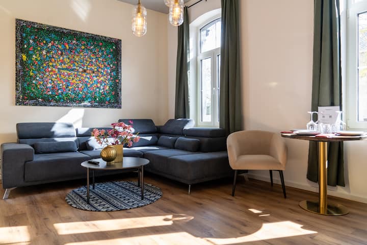 High Ceiling Design Apartment – Boutique 74 - Krefeld