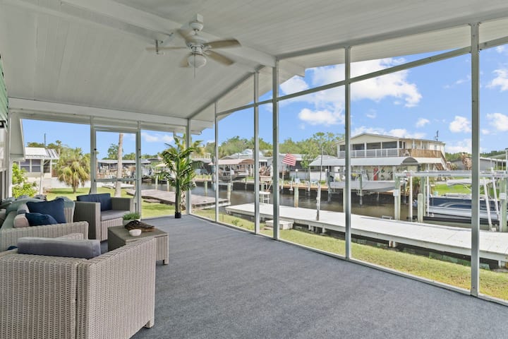 Waterfront River House W Dock/lift Prime Location - Homosassa