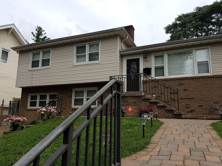 5,500 Sq Ft Across From Park - Montclair, NJ