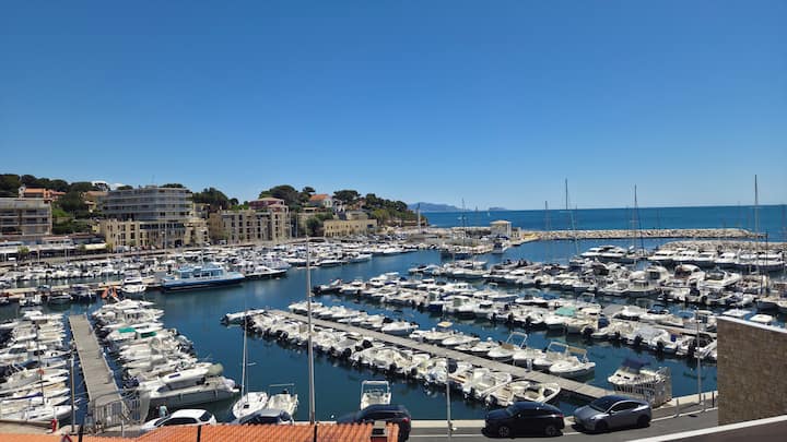 Le Riviera :Vue Mer Casino à Pied Cœur Du Port - Carry-le-Rouet