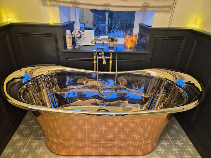 Dipper Boutique Mill, Copper Bath, River Views - Settle