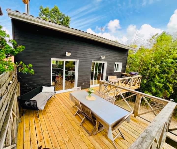 Aux 2 Chênes : Maison Conviviale Et Familiale - Gujan-Mestras
