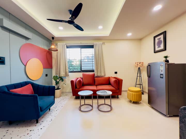 Spacious 1bhk | Relaxed Stay In Shri Nagar - Indore