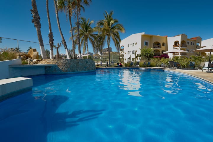 Spacious 2br Walkable To Beach 5 Min Downtown - San José del Cabo
