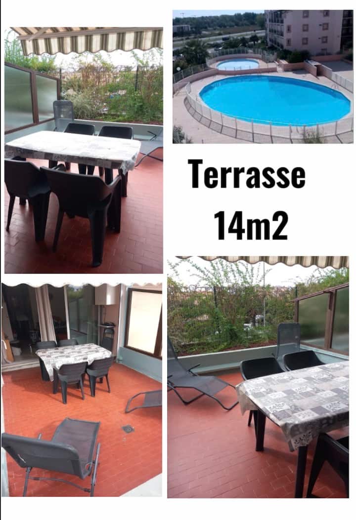 Appart 26m², Terrasse 14m², Piscine, Chambre, Clim - Aigues-Mortes