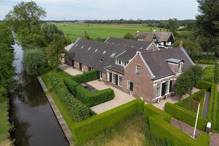 Vaarzicht Logies Aan 'T Water Waterfront Room - Breukelen