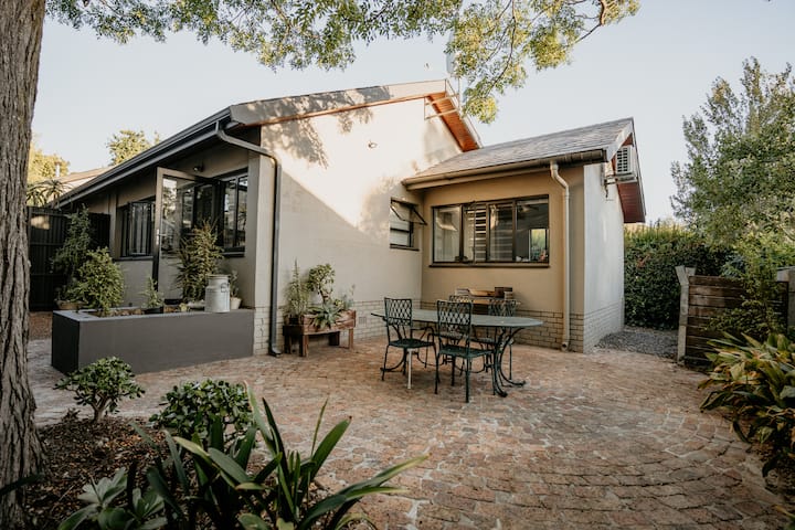 Lanzerac Escape | Wine, Trails & Mountain Views - Kylemore