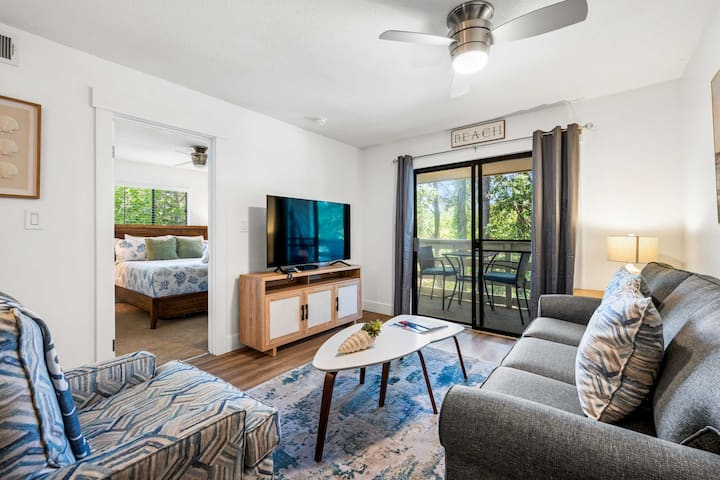 Family-friendly Condo With Top-floor Balcony, Comp - Palmetto Dunes, SC