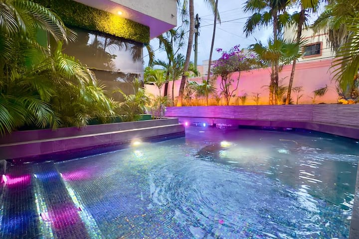 Cancun Villa: 6-br, Pool & Jacuzzi - Cancún