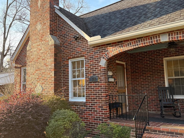 Charming Historic Camden Home | Walk To Downtown - Camden, SC