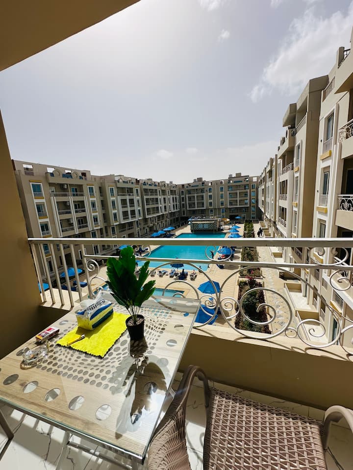 The Hub Resort In The Intercontinental Area - Hurghada