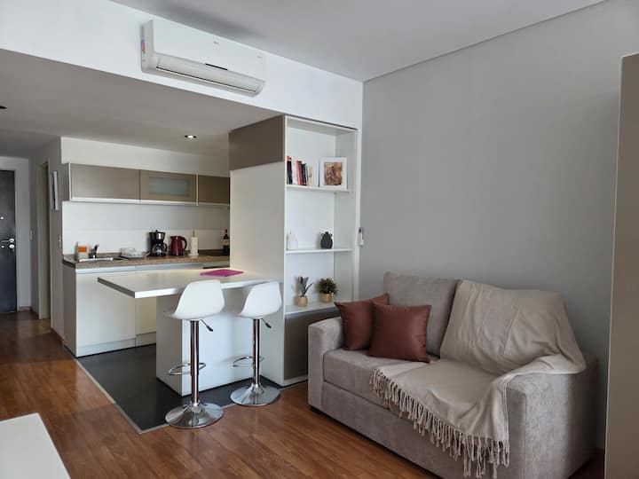 Moderno Y Luminoso Departamento En Pleno San Telmo - Argentina