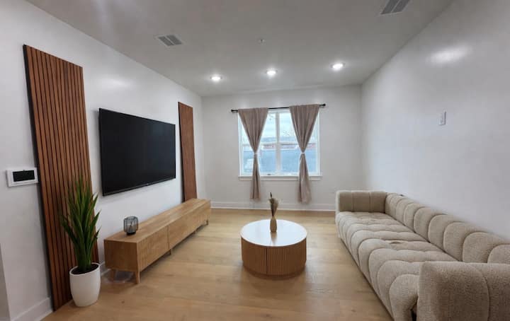 Modern Home | Arcade + Rooftoop | 30m To Nyc - Jersey City, NJ