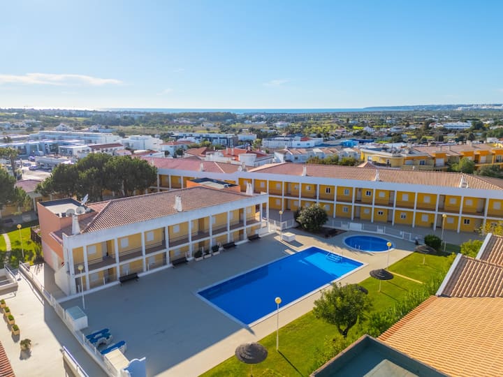 Incrível Apartamento Em Condominio Na Galé - Guia