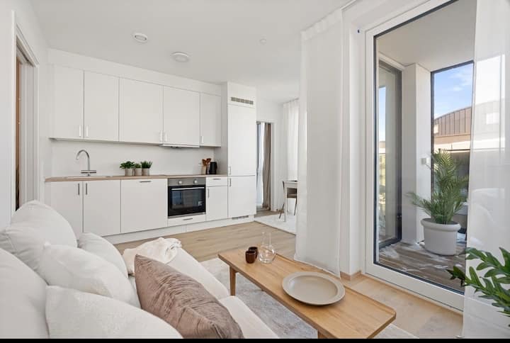 Moderne Leilighet Med Balkong - Kristiansand