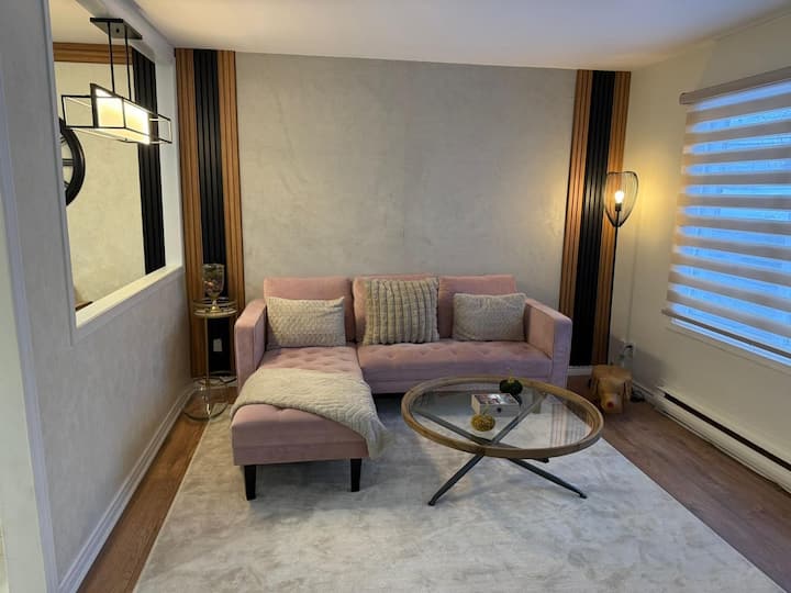 3br Laval Home Near Montreal | Free Parking - Blainville