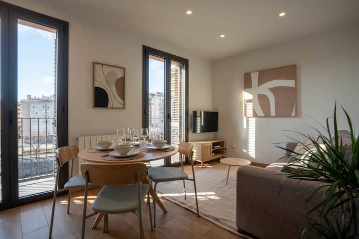 Renovated Apartment With Stunning River Views - Gérone, Espagne