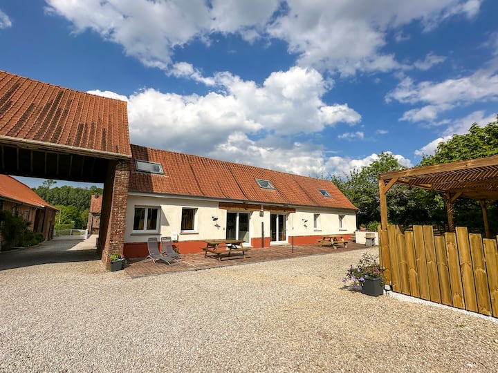 Gîte Familial En Ferme, Jacuzzi & Vue Sur Chevaux - Dennlys Parc