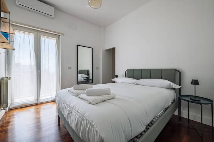 Eightyone Apartment - Nápoles