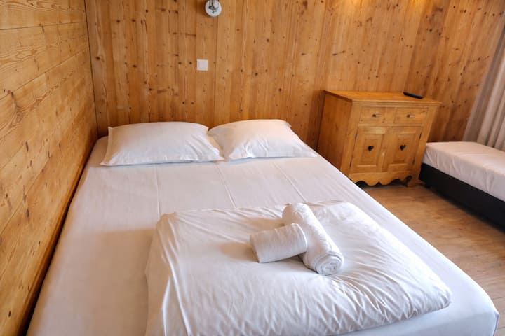 Sur Les Pistes ! Ski Aux Pieds - Val Thorens