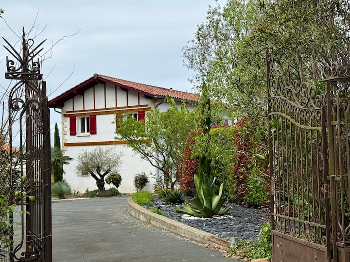 Propriété De Luxe 4* Proche De St-jean-de-luz - Ascain