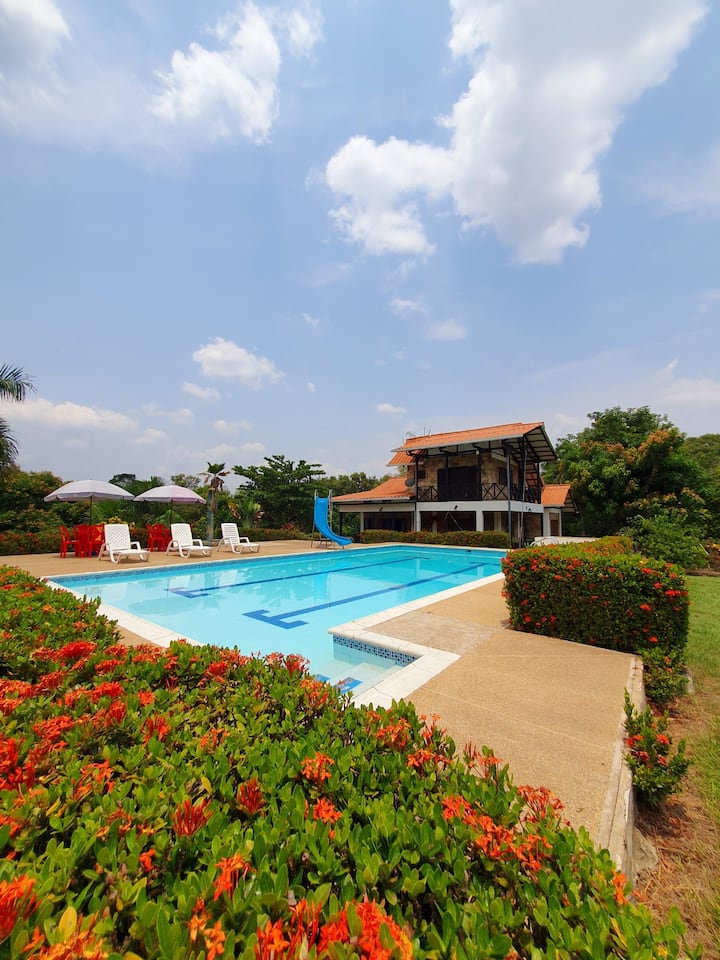 Condominio De Verano - Melgar