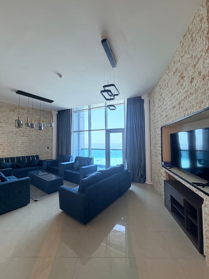 Luxury 2br Full Sea View 2 Master Rooms Pool & Gym - Ajmán