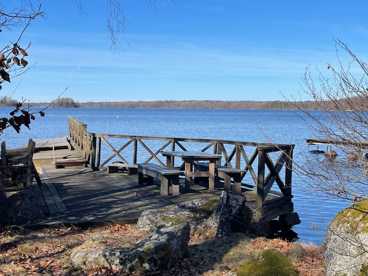 Stuga Mellan Sjöarna I Byn Blötan. - Tingsryd