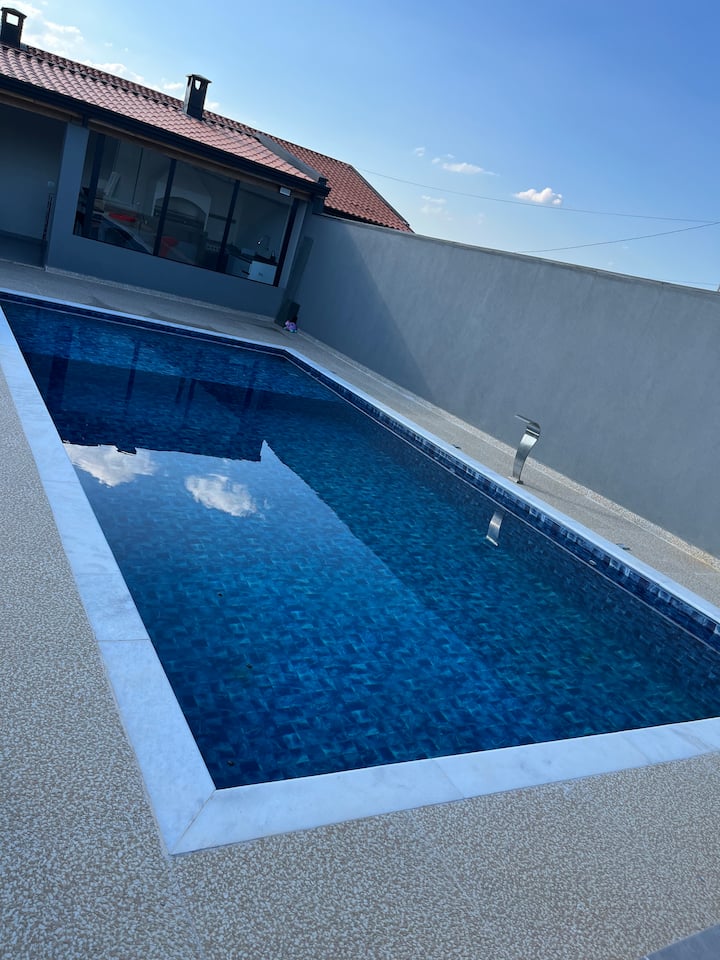 Chácara C/piscina E Sala De Jogos, Lazer Garantido - Boituva