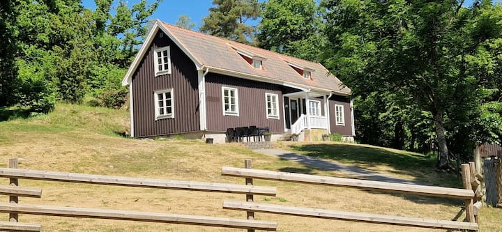 F10 Brukshuset - Karlshamn