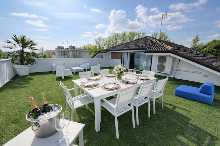 [The Park Terrace] Huge Outdoor Quite And Central - Riccione