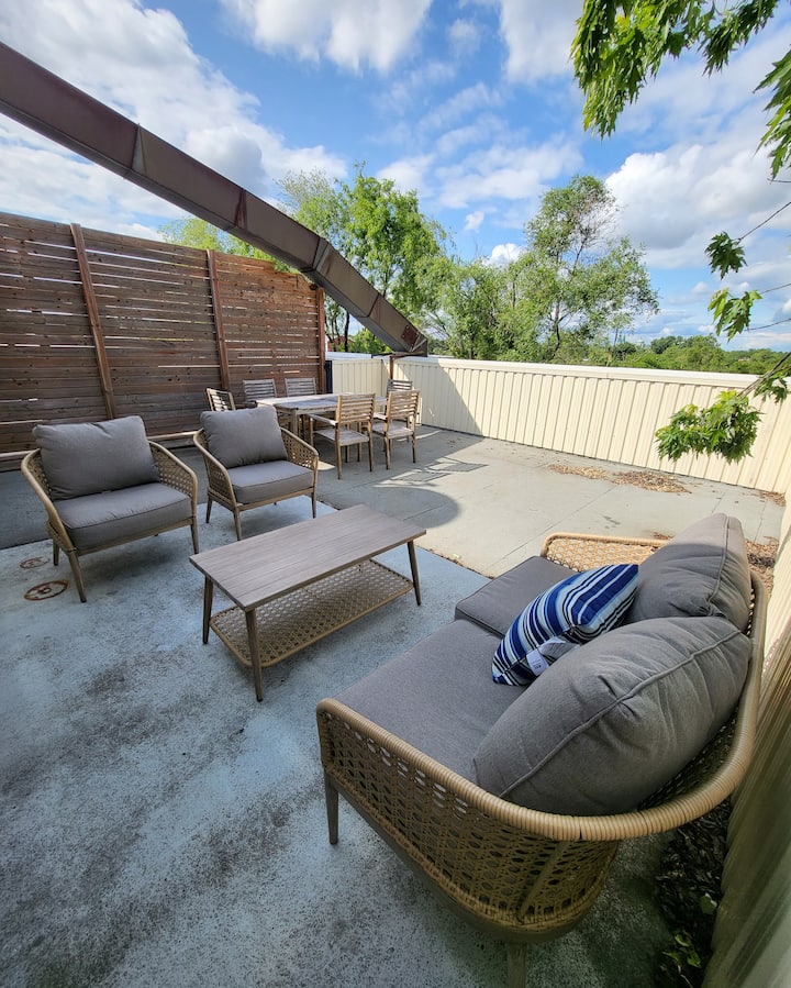 Z6 Penthouse On 2-floors + 2-privates Terraces - Montreal